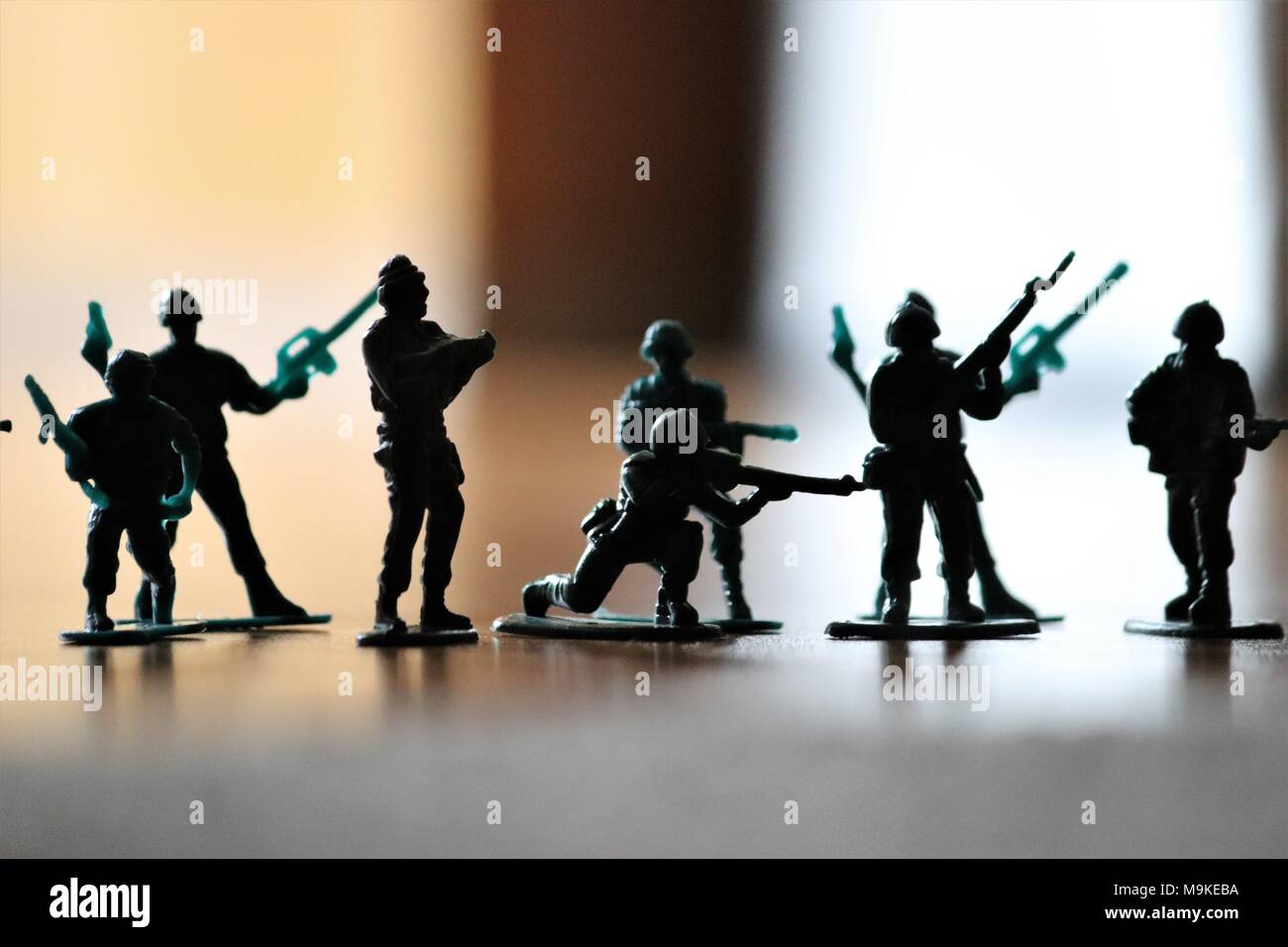 Room several figures hi-res stock photography and images - Alamy