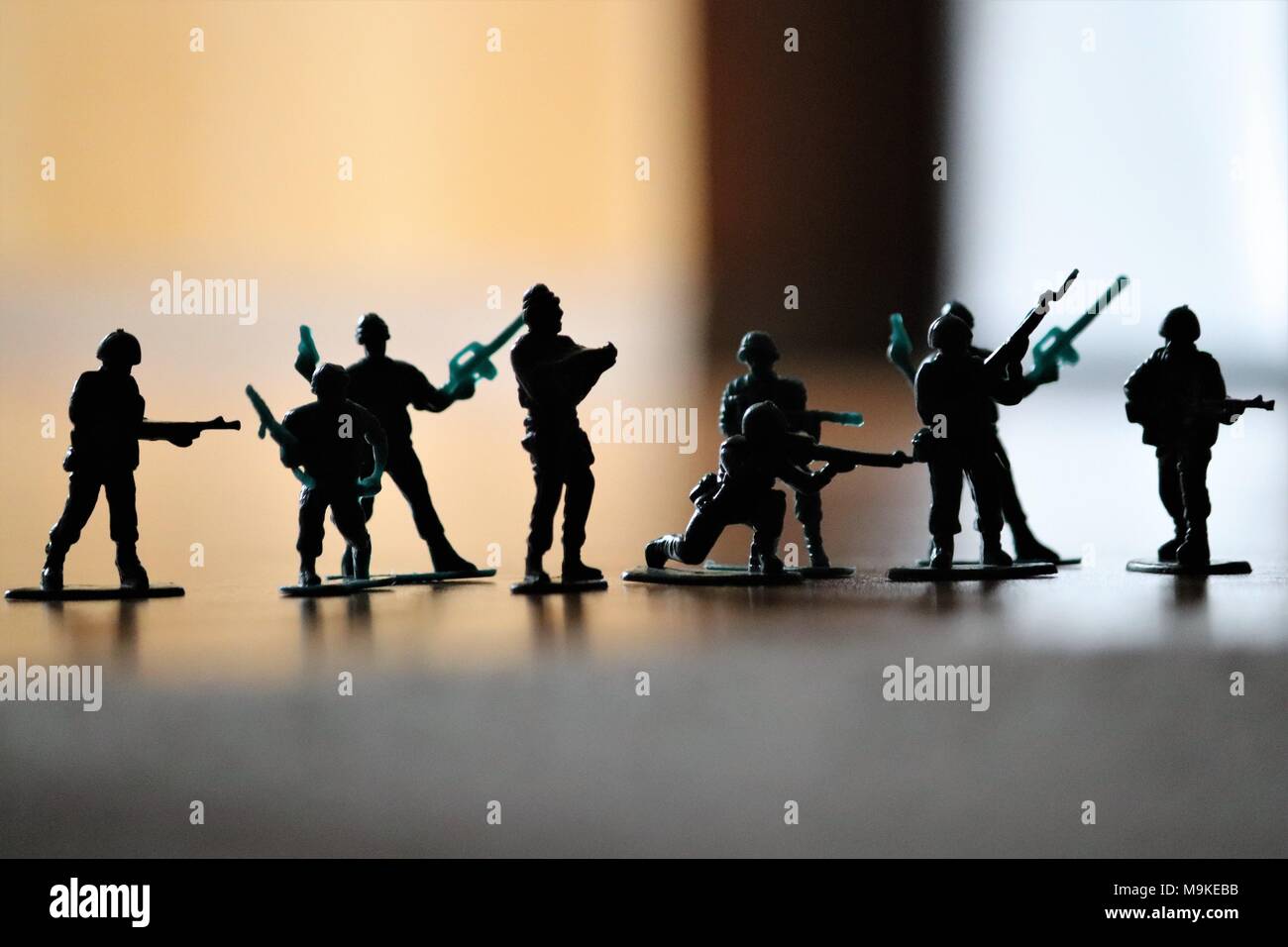 Plastic army men soldiers toy hi-res stock photography and images - Alamy