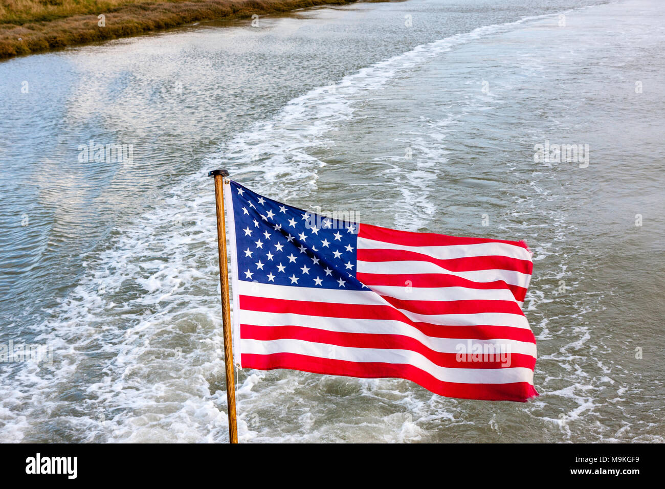 American Flag Wake Boat High Resolution Stock Photography and Images ...