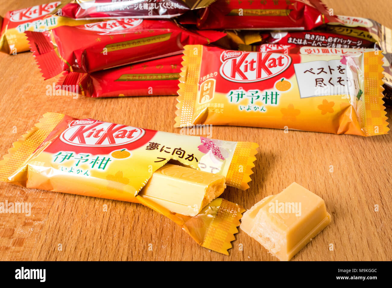 Kitkat orange chocolate hi-res stock photography and images - Alamy