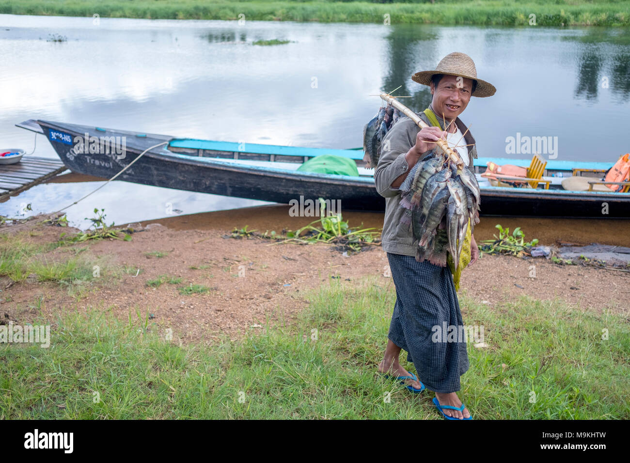 How to catch fish in a lake hi-res stock photography and images - Alamy