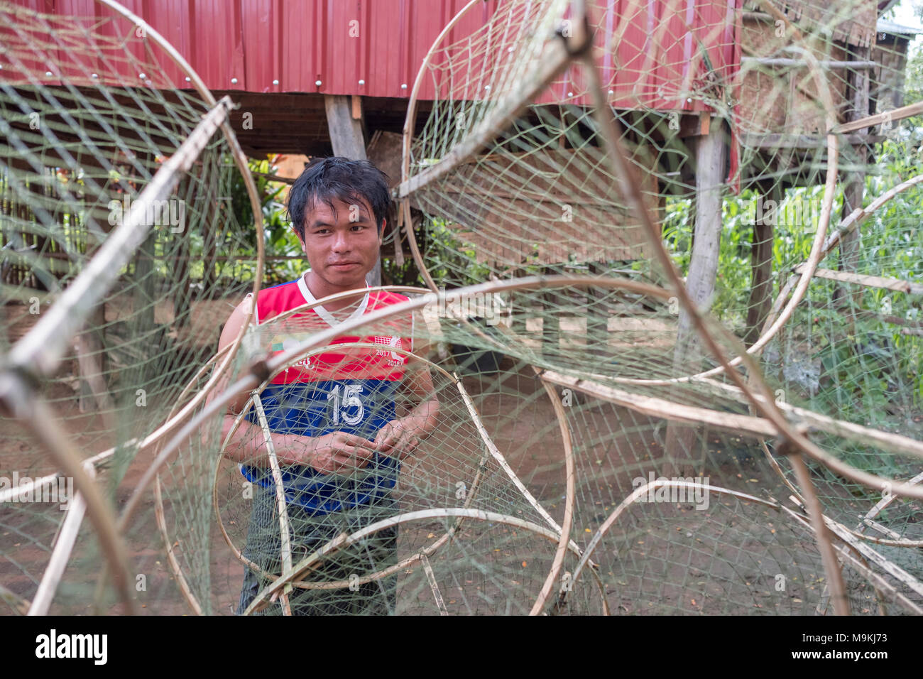 Myanmarese village hi-res stock photography and images - Alamy
