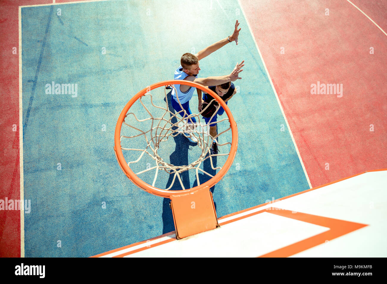 African American Basketball Player Dunking Stock Photos & African ...