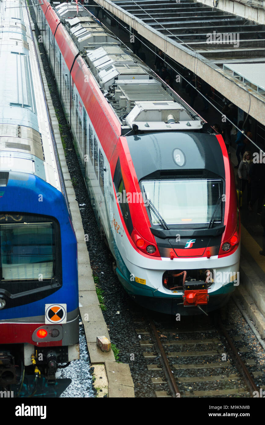 Italian high speed trains hi-res stock photography and images - Alamy