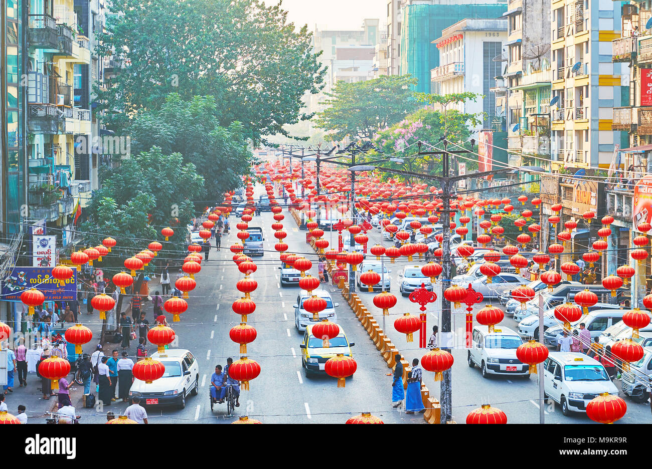 Maha bandula bridge hi-res stock photography and images - Alamy