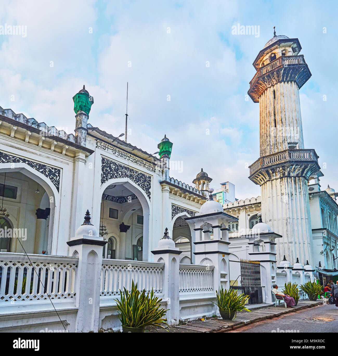 Muslim architecture in myanmar hi-res stock photography and images - Alamy