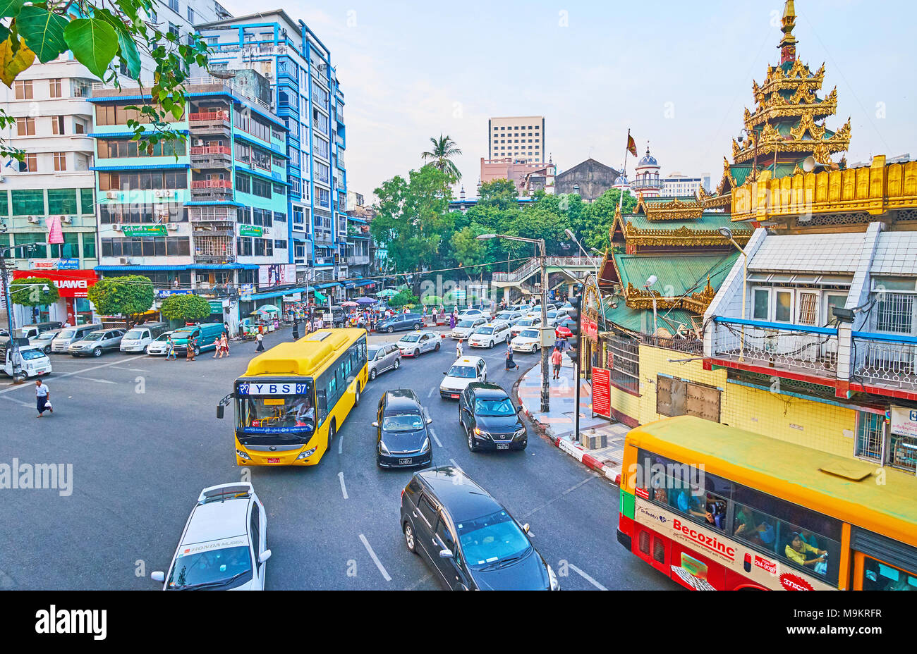 Myanmar burma rangoon pedestrian road hi-res stock photography and ...