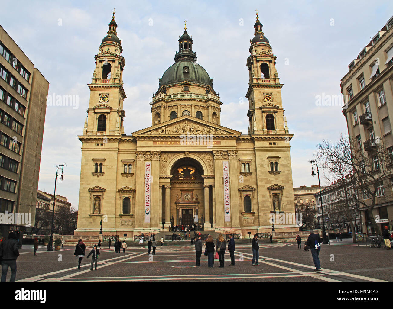 St. Stephen’s Basilica in Budapest, Hungary Stock Photo - Alamy
