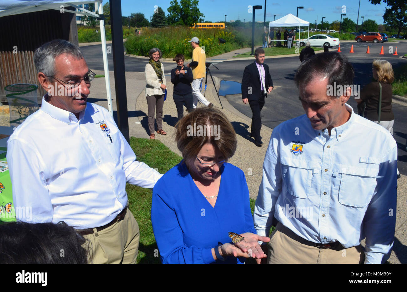 FWS Director Tom Melius, Senator Klobuchar and FWS Director Dan Stock ...