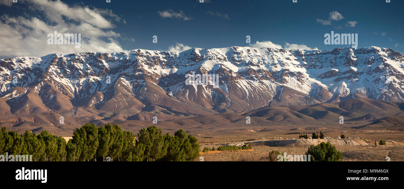 Atlas mountain range hi-res stock photography and images - Alamy