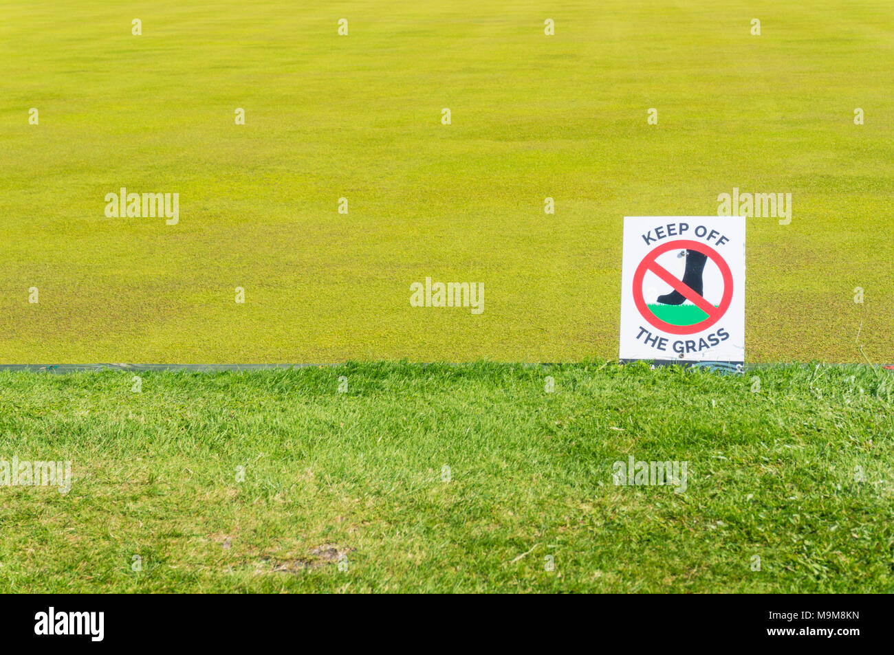 Keep off the grass sign warning sign public notice warning notice Stock ...