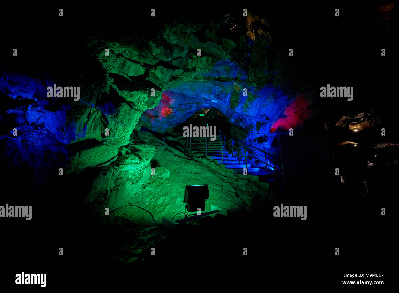 Cheddar gorge cheese caves hi-res stock photography and images - Alamy