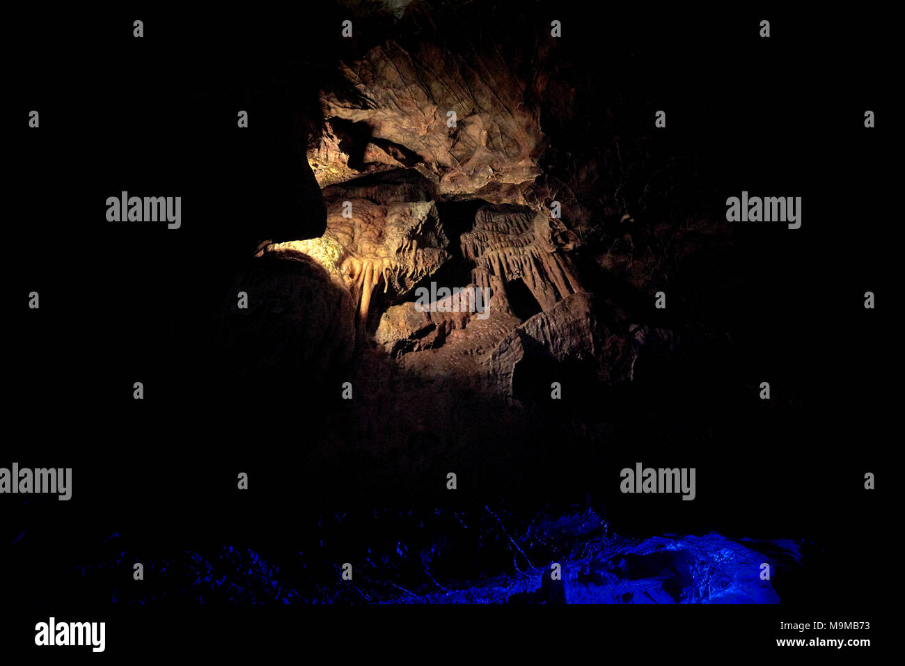 Cheddar gorge cheese caves hi-res stock photography and images - Alamy