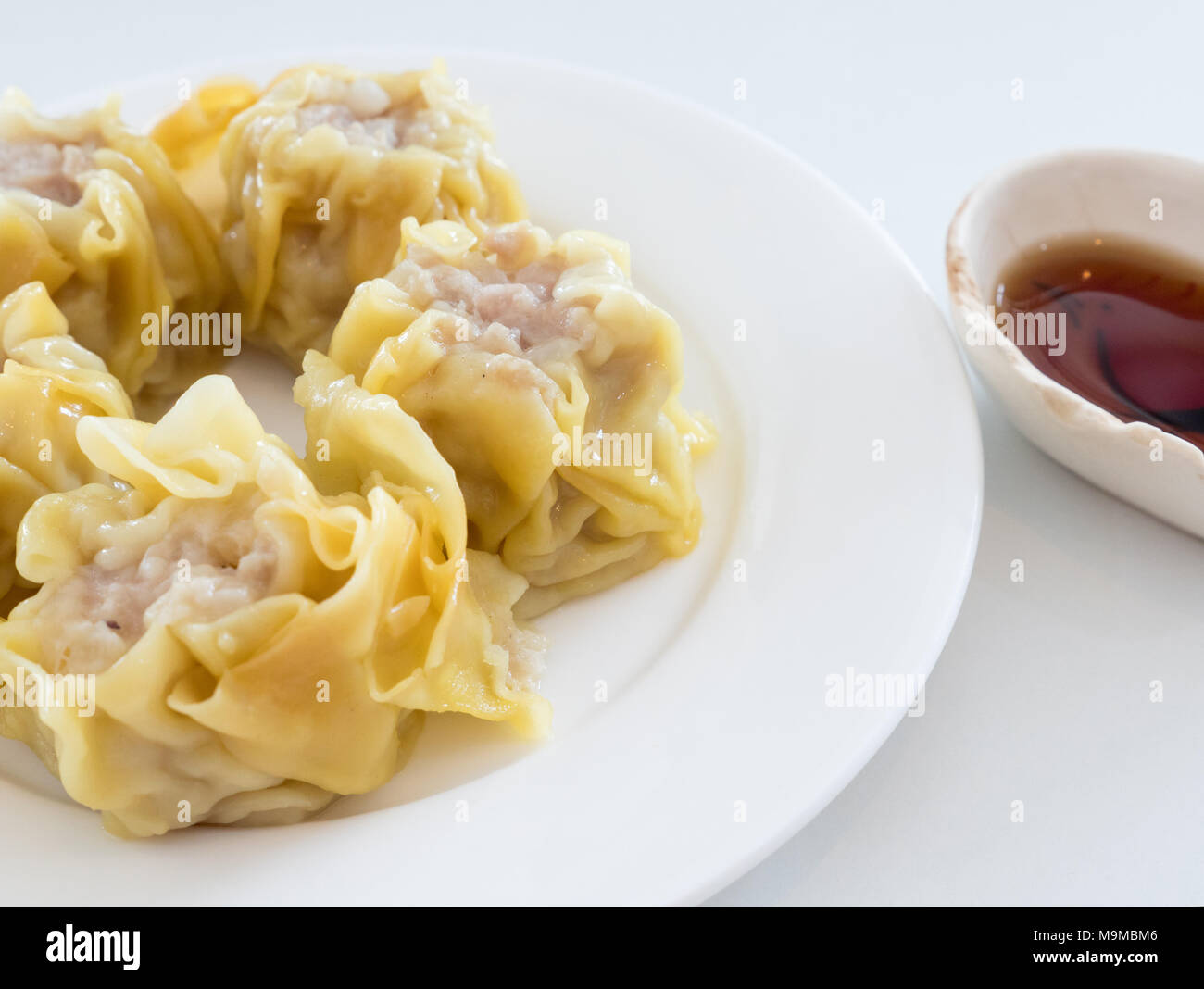 Chinese steamed dumpling hi-res stock photography and images - Alamy