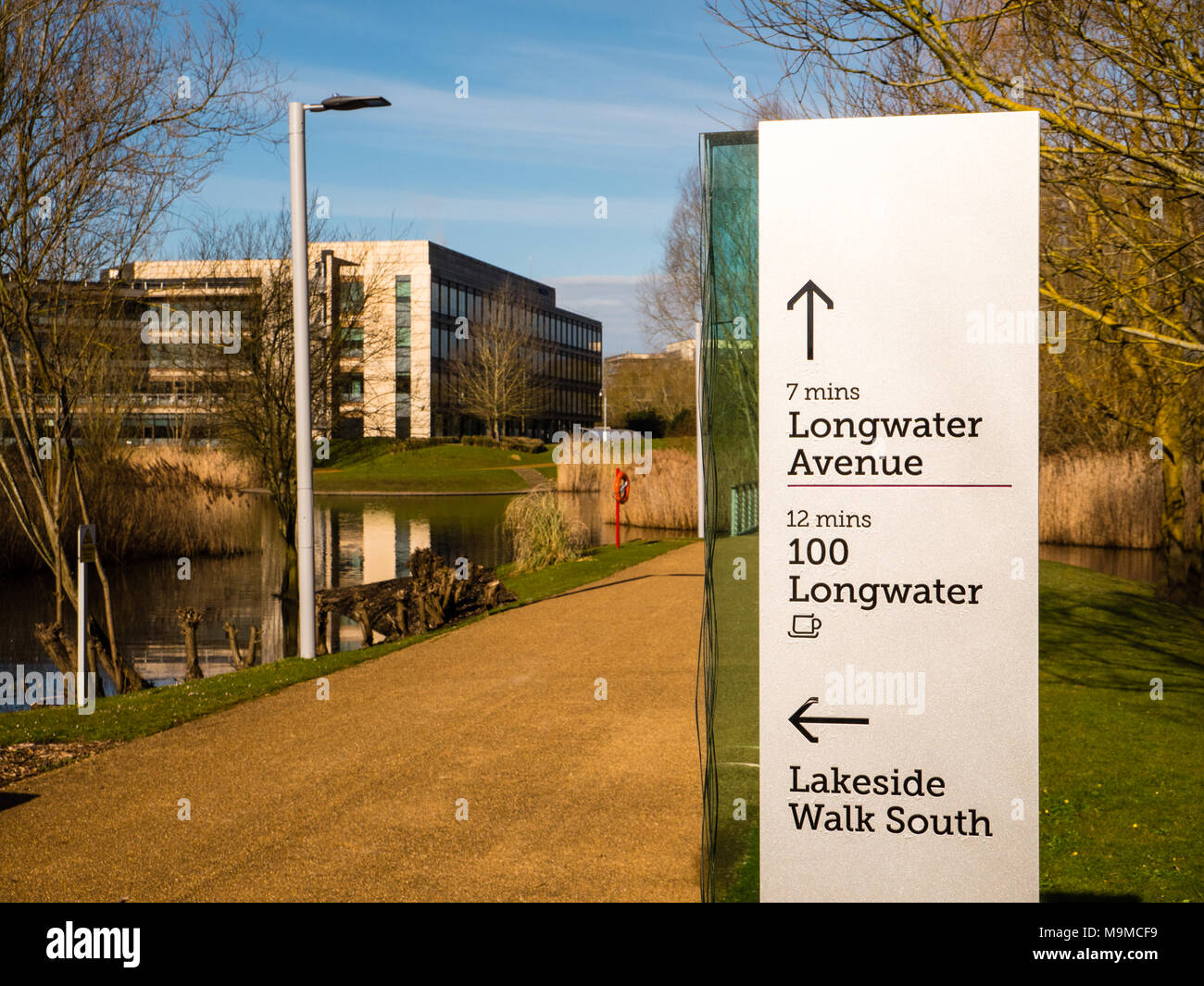 Direction Sign, Green Park Business Park, Reading, Berkshire, England ...