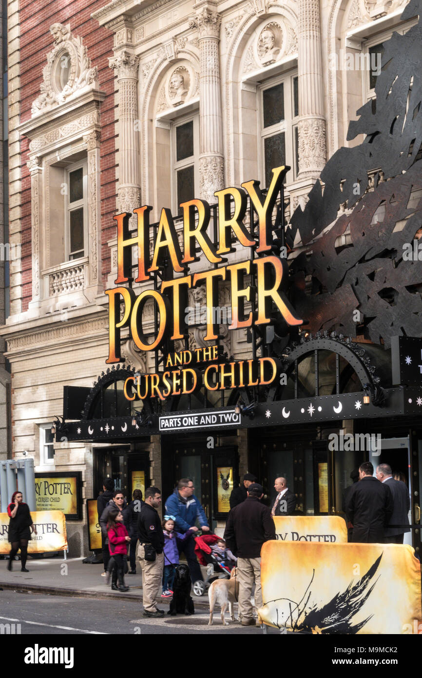 Lyric theatre nyc hi-res stock photography and images - Alamy