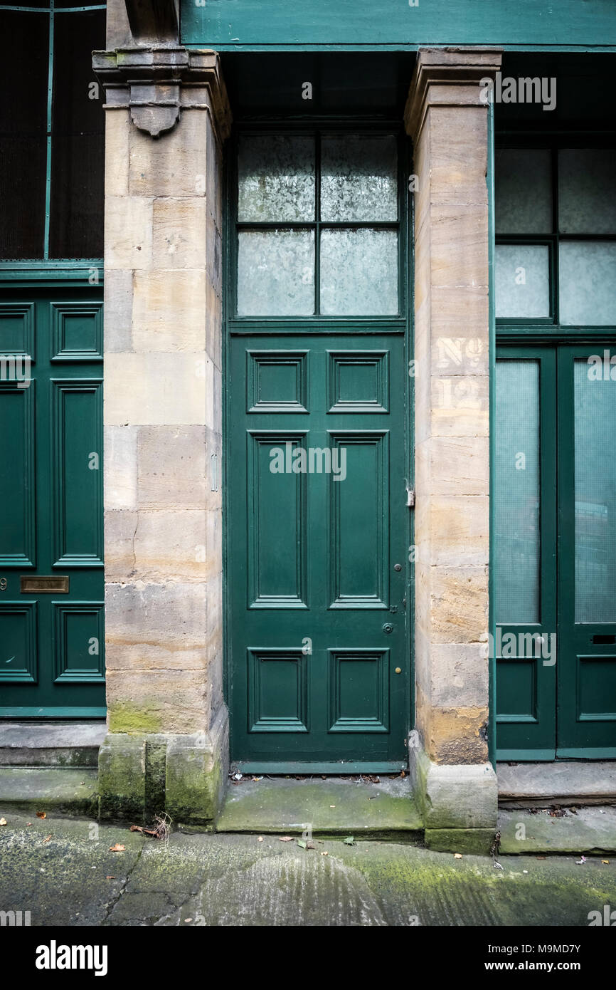 Three green doors hi-res stock photography and images - Alamy