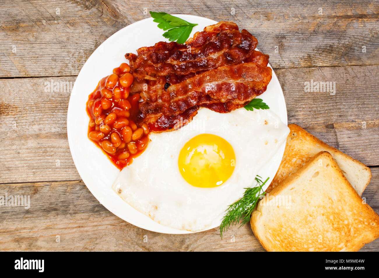 Fried yellow beans hi-res stock photography and images - Alamy