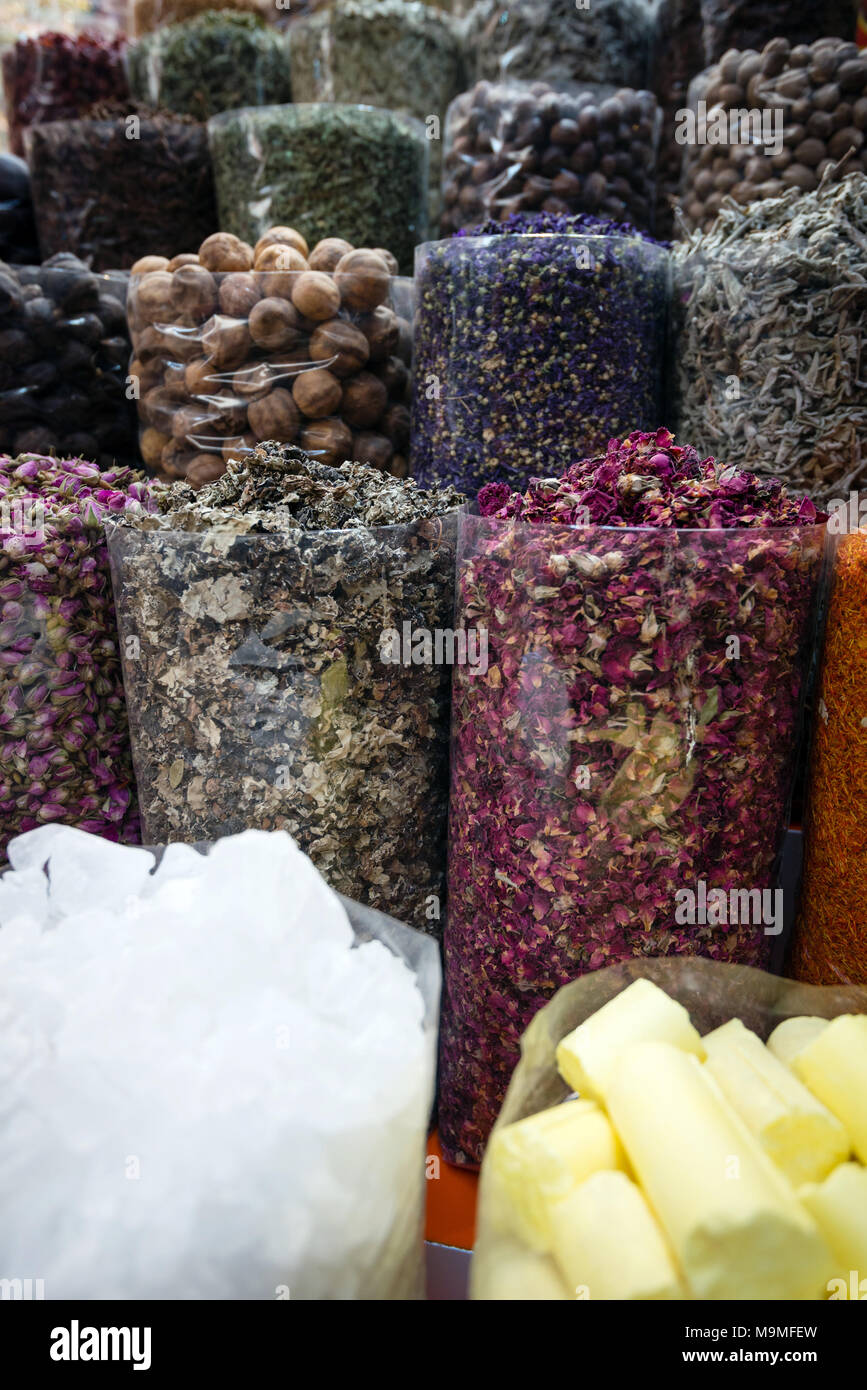 Colorful spices on the traditional arabian souk (market) in Dubai, UAE ...