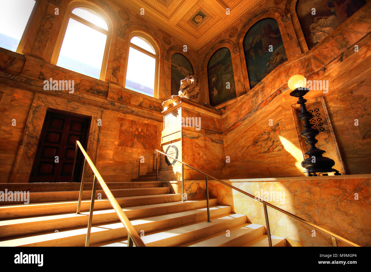 BOSTON, MA, USA – OCTOBER 2017: Boston public library interior Stock ...