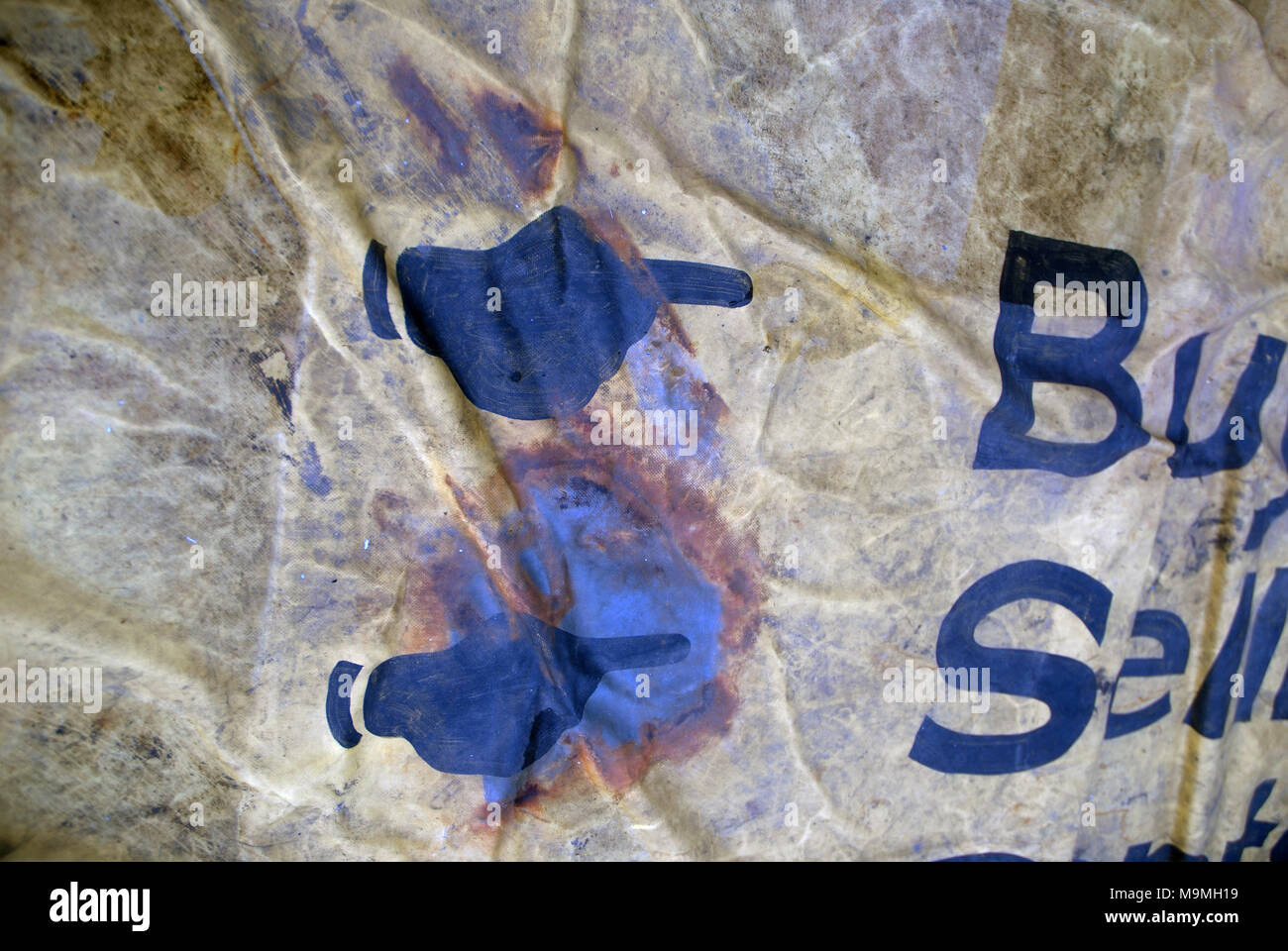 Old tarp sign hi-res stock photography and images - Alamy