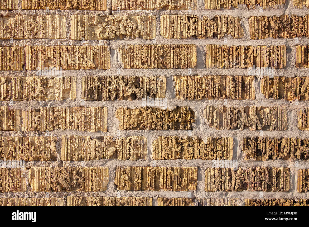 Vertical score bricks hi-res stock photography and images - Alamy