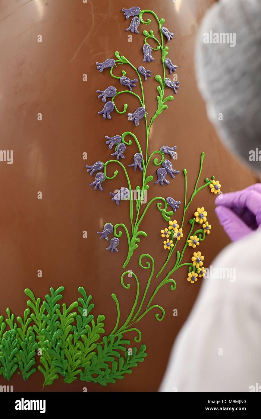 Cadbury world egg hi-res stock photography and images - Alamy