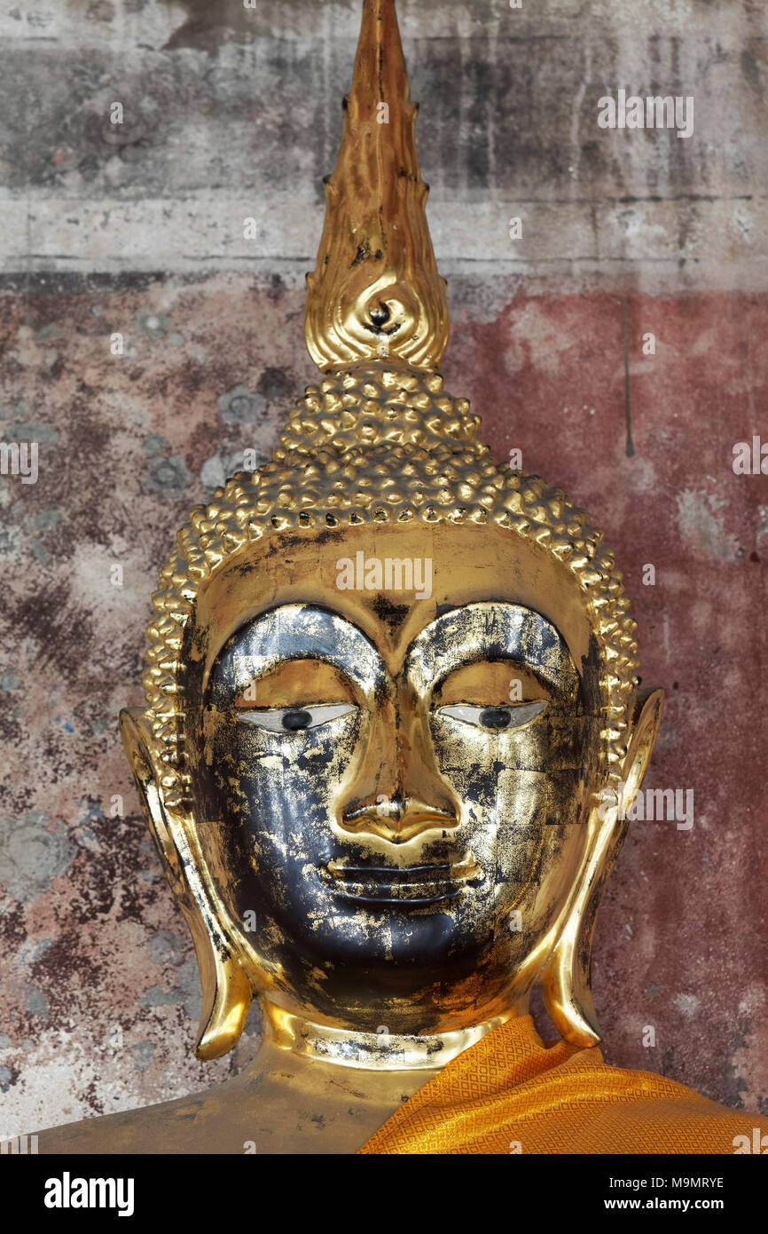 Buddha meditation posture hi-res stock photography and images - Alamy