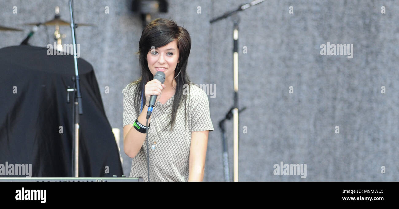BOCA RATON, FL - JULY 28: Singer Christina Grimmie preforms at the ...