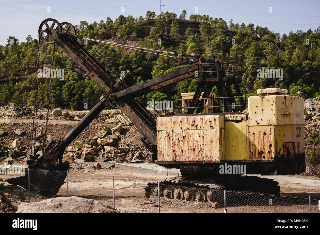 Excavator in the mine Stock Photo - Alamy