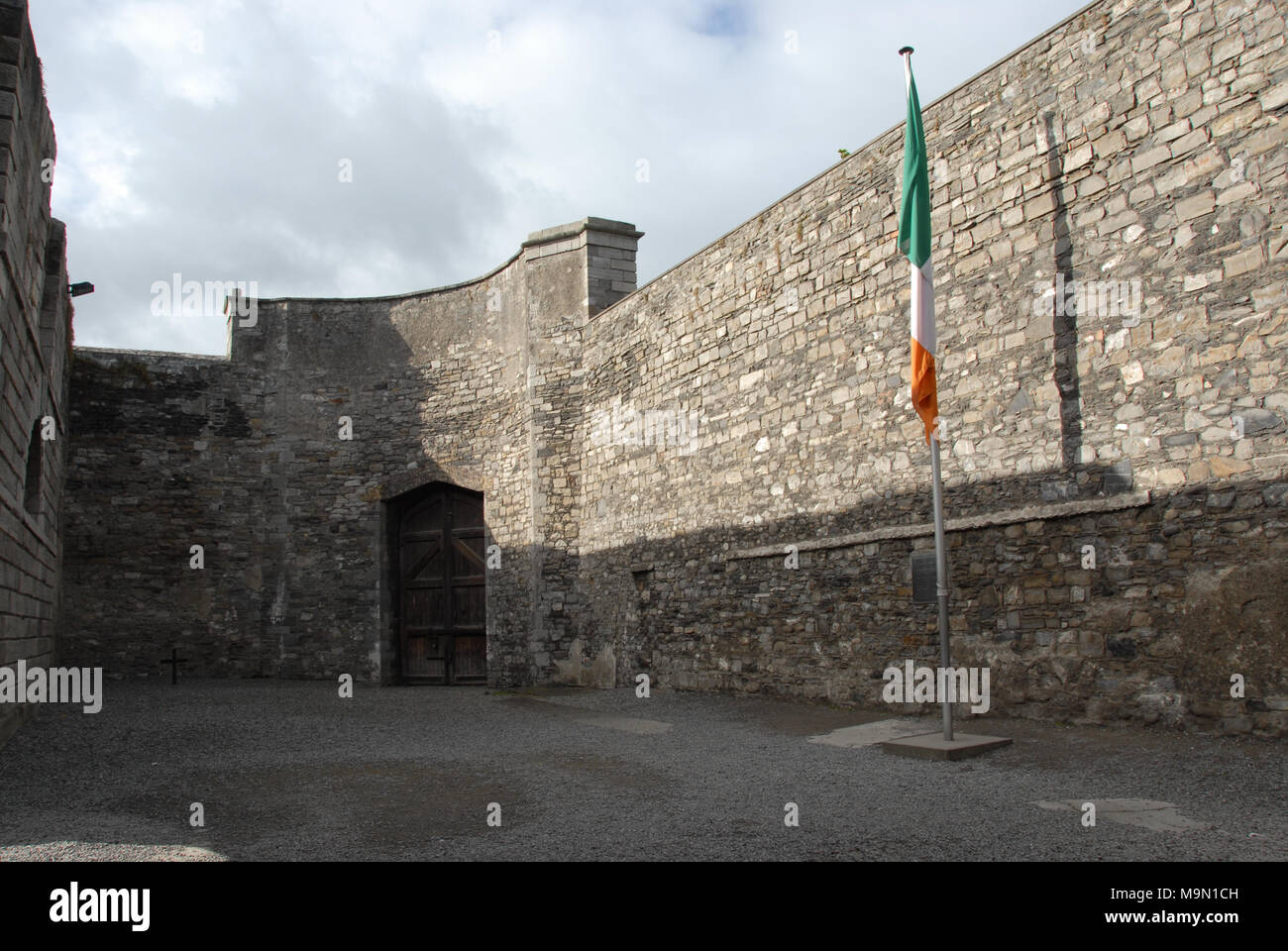 The Execution yard inside the old Kilmainham Goal ( prison) in Dublin ...