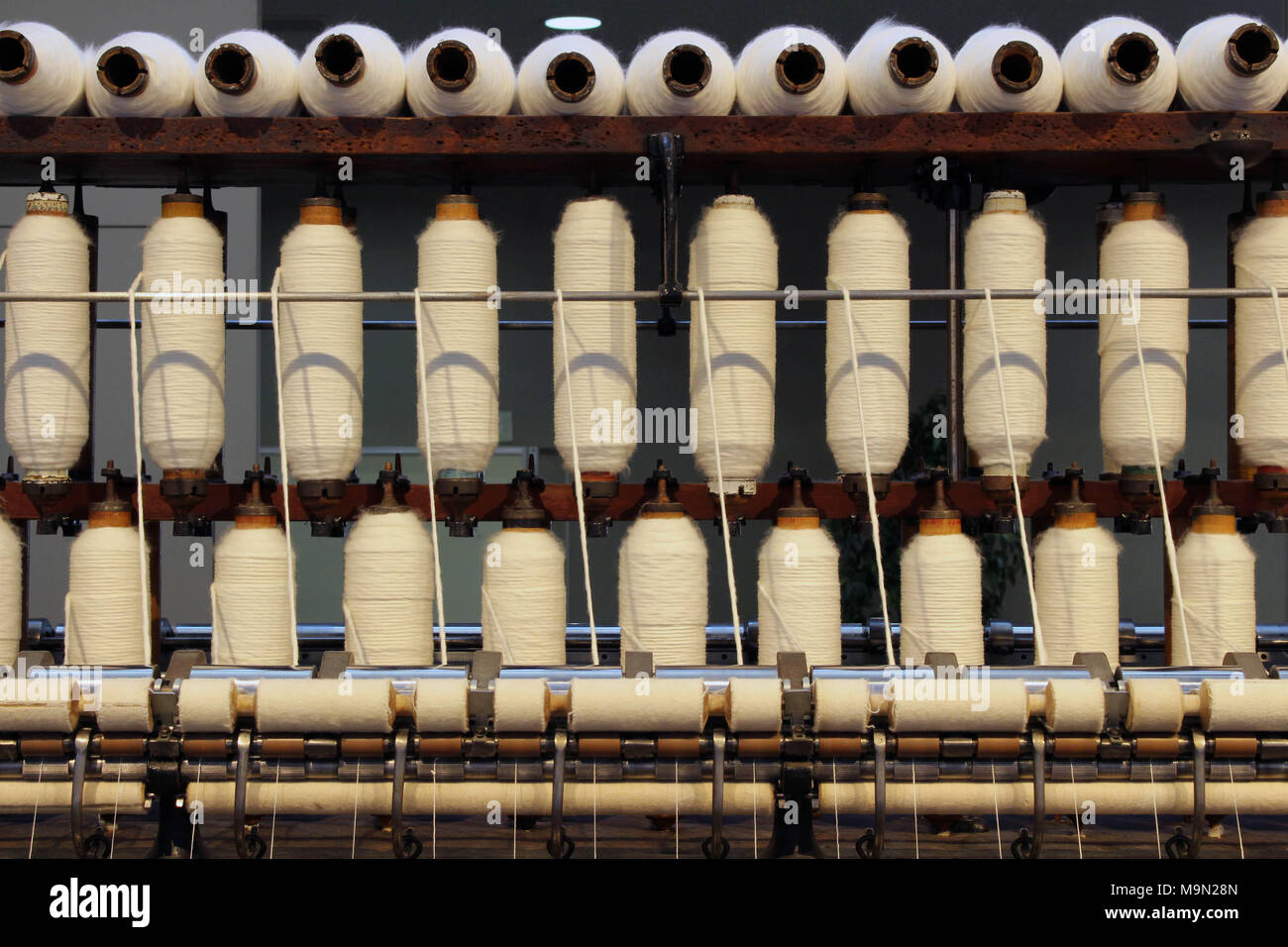 Translation: Toyota (formerly "Toyoda") started as a company producing ...