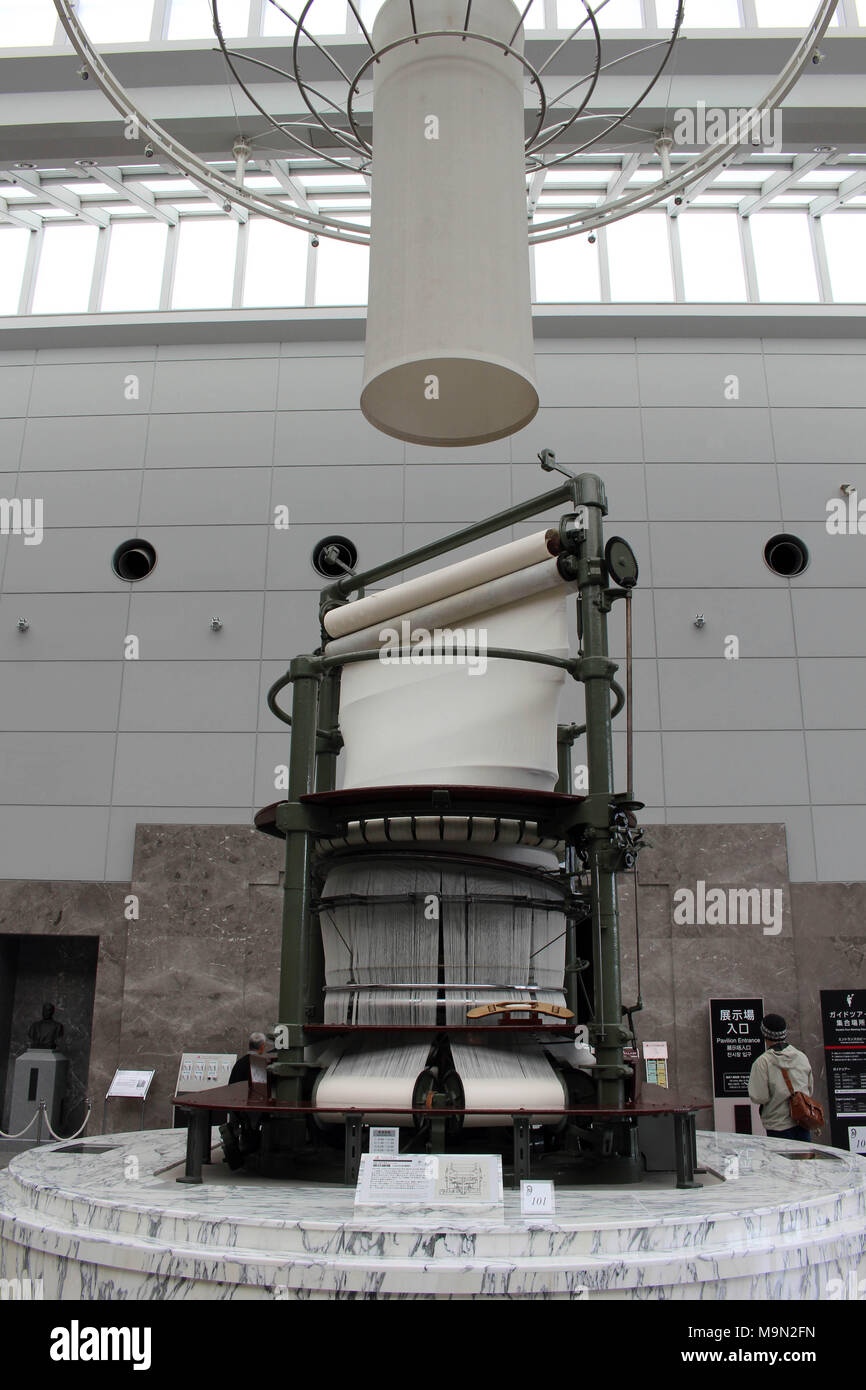 Translation: Toyota (formerly "Toyoda") started as a company producing ...