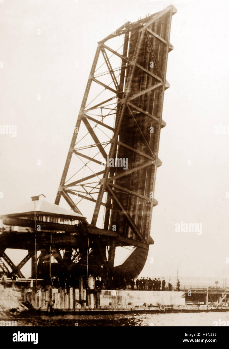 Barrow in furness shipyard hi-res stock photography and images - Alamy