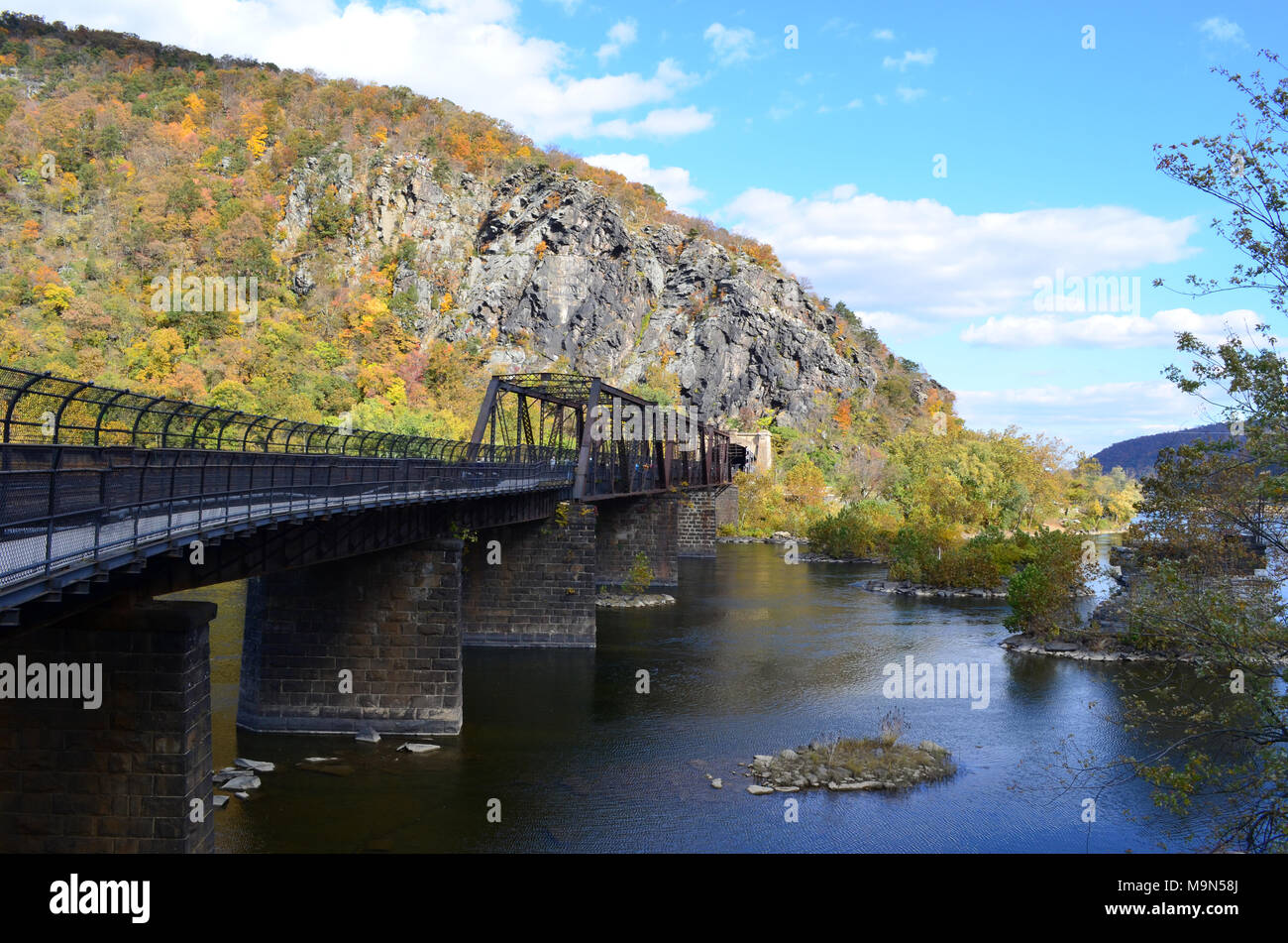 bridge in fall color tree leaves Stock Photo - Alamy