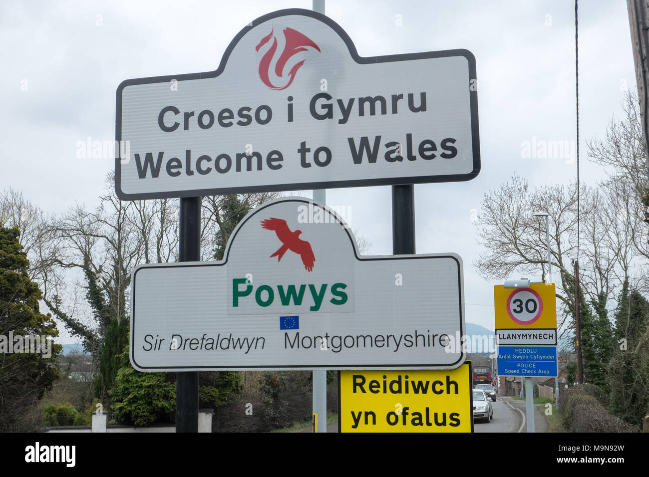Welcome to Wales,bilingual,language,road,sign,at Llanymynech,village,on ...