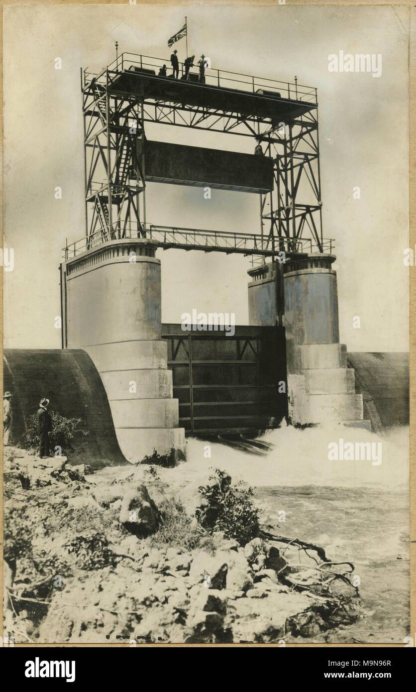 Chenderoh power station hi-res stock photography and images - Alamy