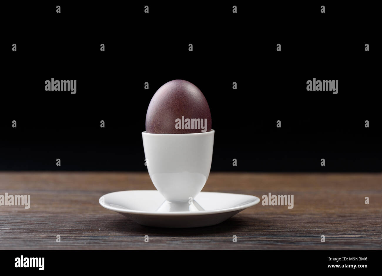 Redeastereggs hi-res stock photography and images - Alamy