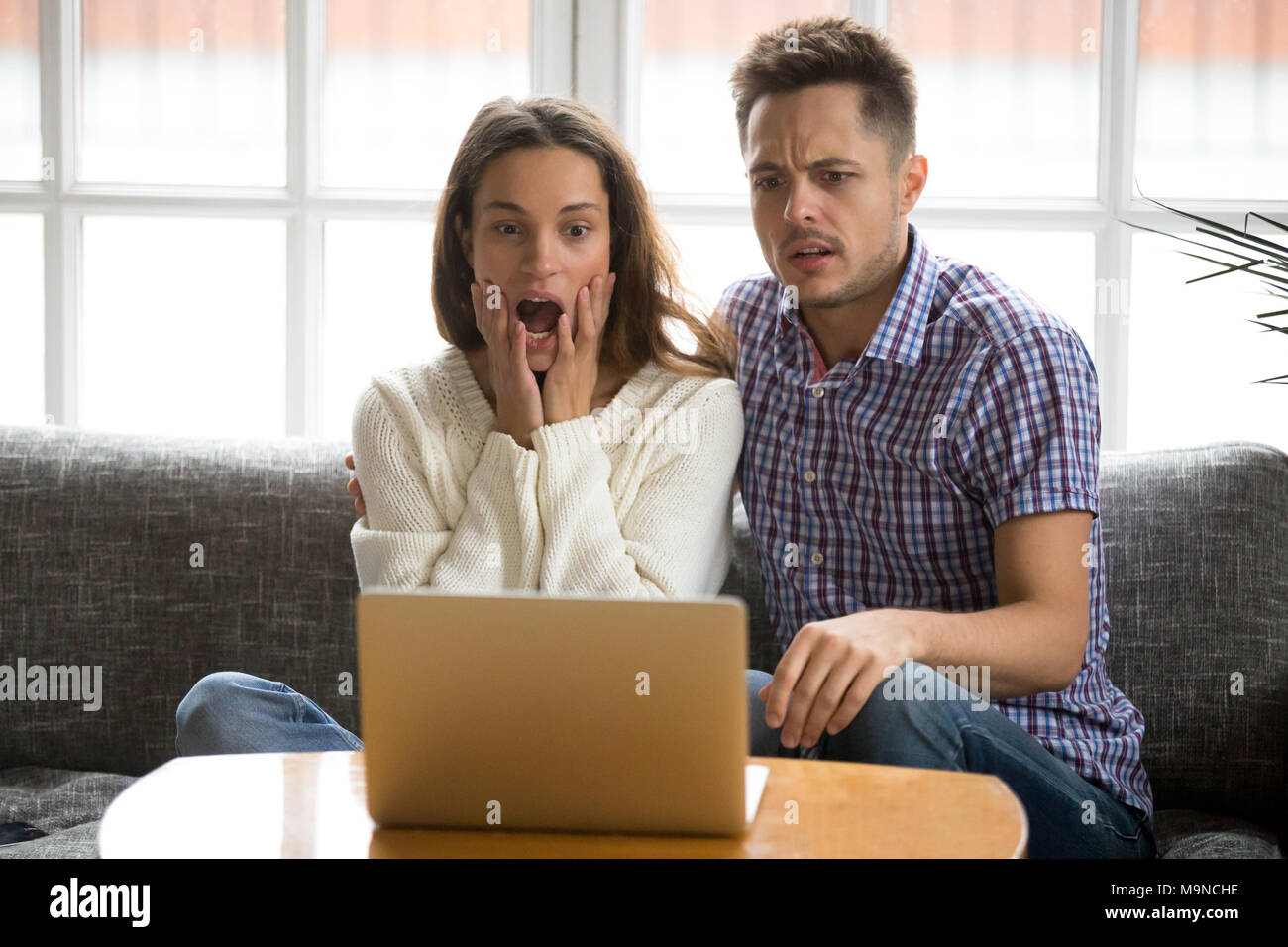 Spectators looking shocked hi-res stock photography and images - Alamy