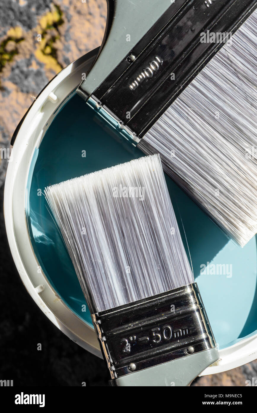Decorators Paint Brush and Paint Stock Photo - Alamy