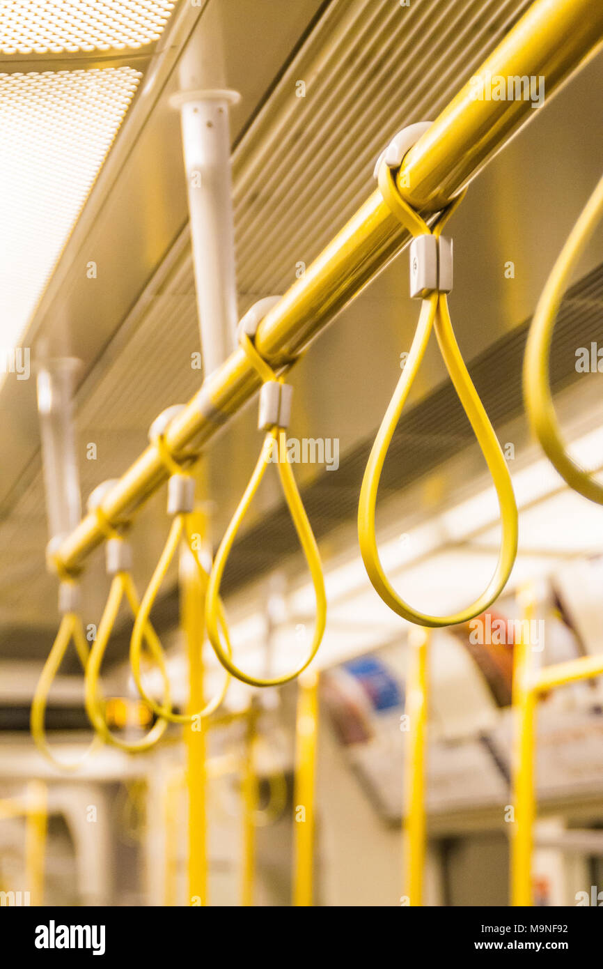 London united kingdom underground hi-res stock photography and images ...