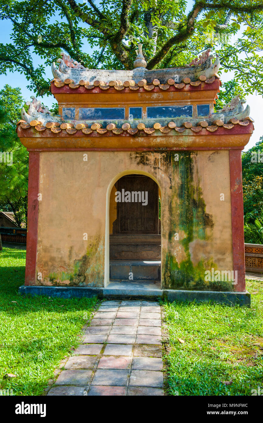 View of shrine at Thien Mu Pagoda. HUE. VIETNAM Stock Photo - Alamy