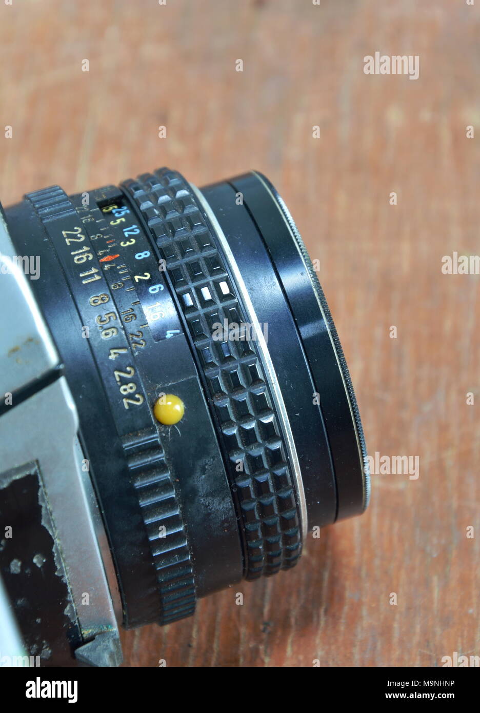 Manual film advance hi-res stock photography and images - Alamy