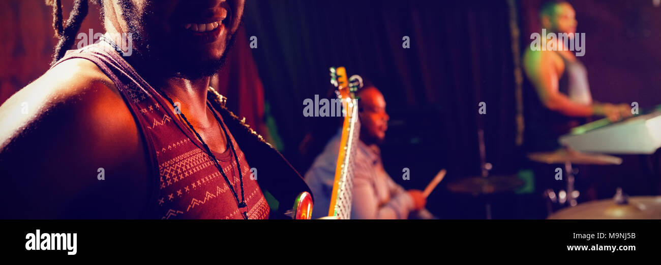 Young musicians hi-res stock photography and images - Alamy