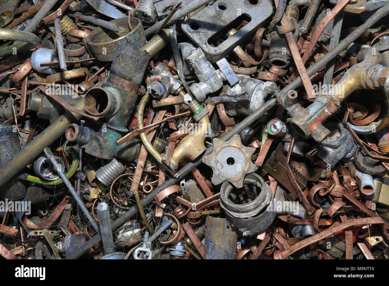 Metal trash for scrap Stock Photo - Alamy