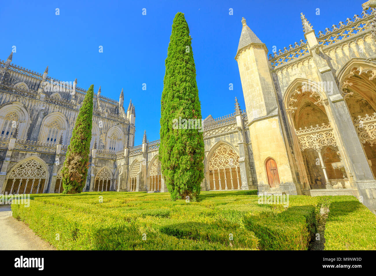 Gothic architecture in portugal hi-res stock photography and images - Alamy