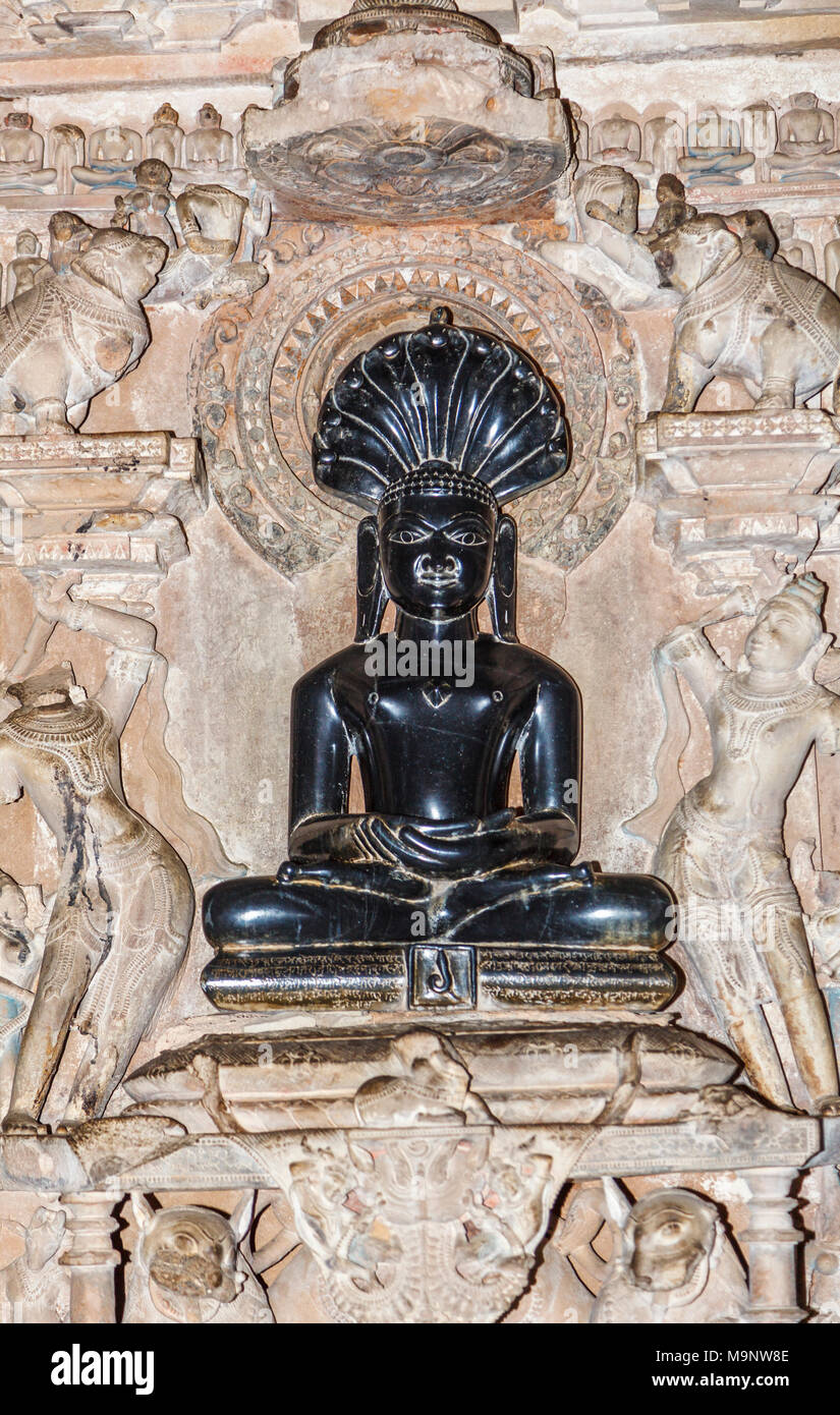 Parshwanath hi-res stock photography and images - Alamy