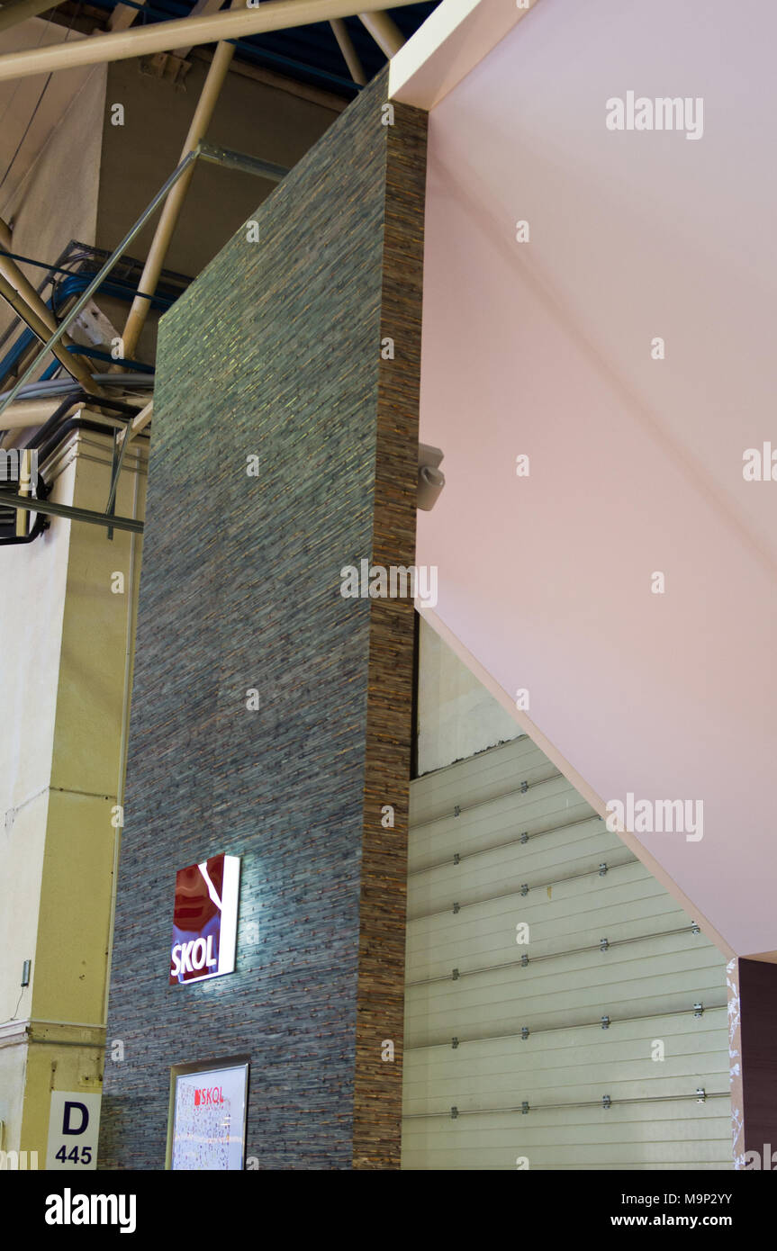 Mosbuild hi-res stock photography and images - Alamy