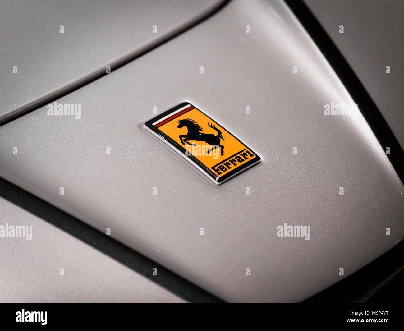 Ferrari badge logo hi-res stock photography and images - Alamy