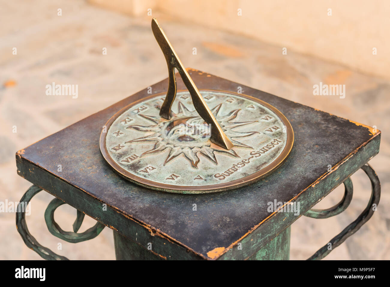Studio sundial hi-res stock photography and images - Alamy